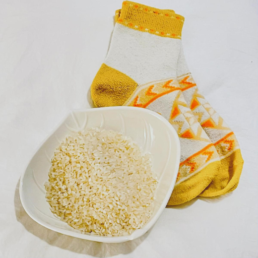 DIY Aromatherapy Rice Heating Pad Socks - Jaclyn Creations